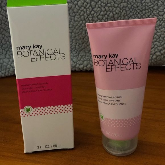 Mary Kay | Skincare | Botanical Effects Invigorating Scrub By Mary Kay Never Used In Original ...